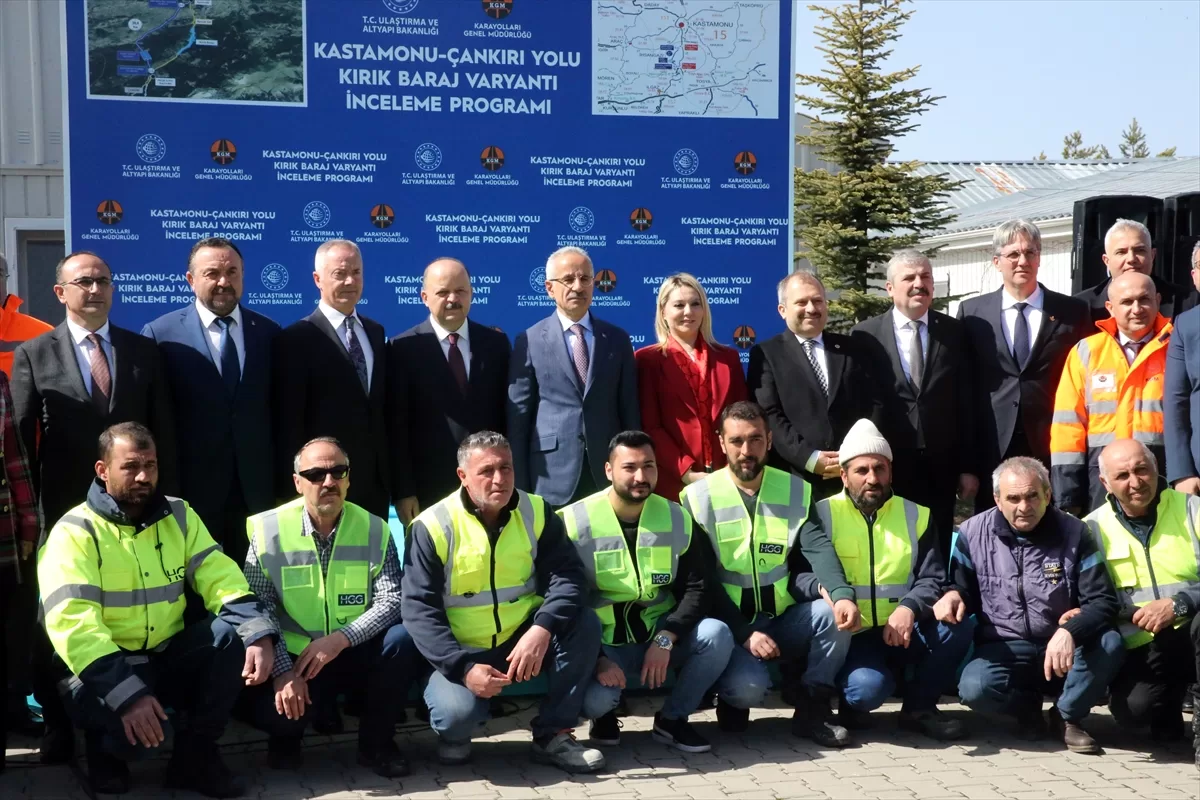 Ulaştırma ve Altyapı Bakanı Uraloğlu, Kastamonu'da konuştu: - Haber 1 Ulaştırma ve Altyapı Bakanı Uraloğlu, Kastamonu'da konuştu: - Haber 1
